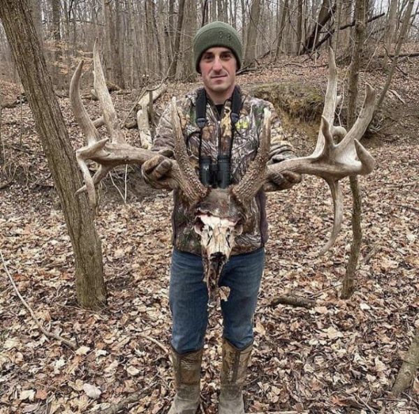 State Laws of “Deadhead” Deer Skulls - Big Deer